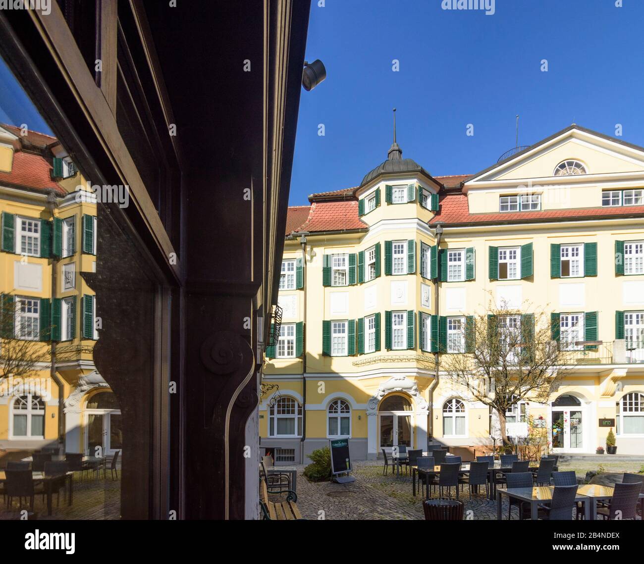 Kamp hotel hi-res stock photography and images - Alamy