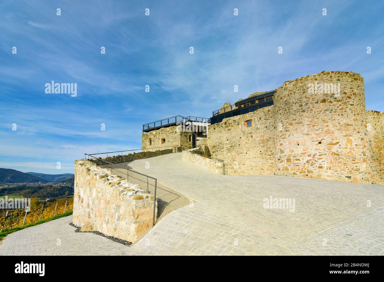 Taggenbrunn castle hi-res stock photography and images - Alamy