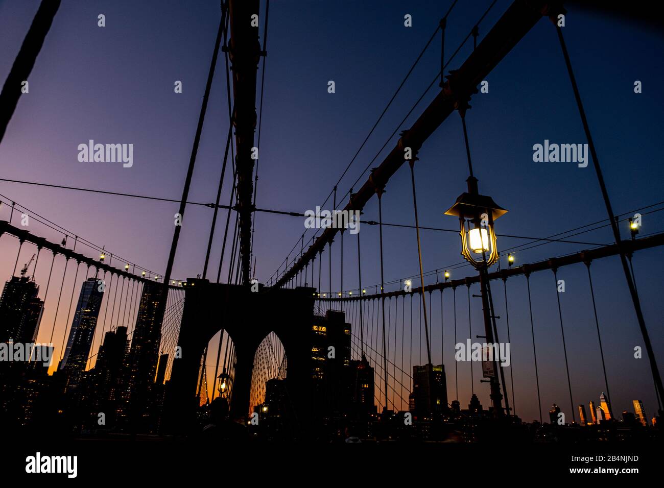 Different angles of the Brooklyn bridge Stock Photo - Alamy