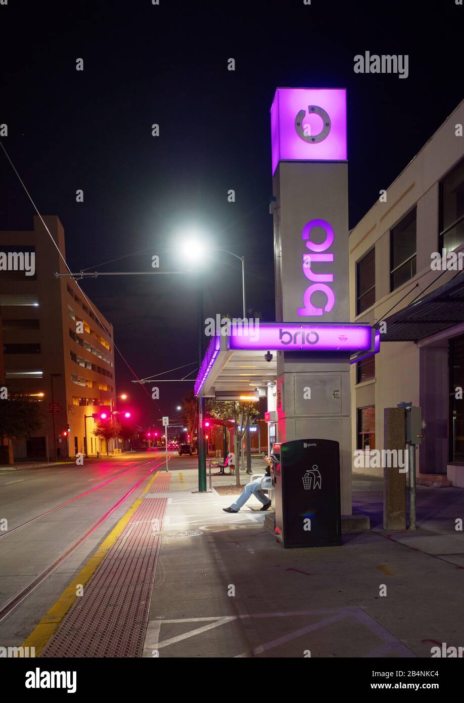 Streetcar must stop hi-res stock photography and images - Alamy