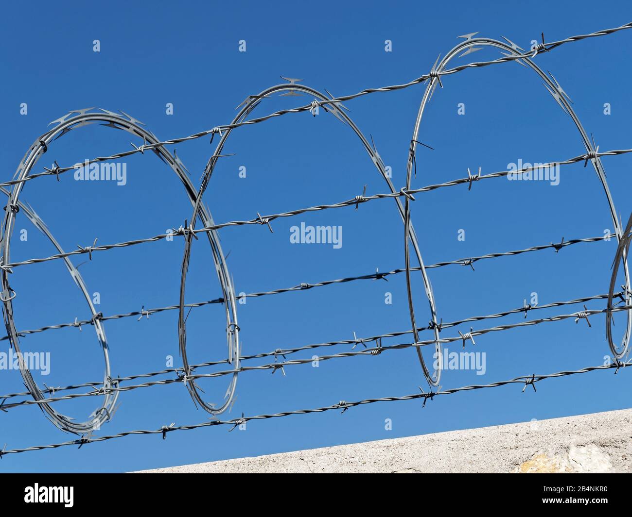 barbed wire on border bridge Mexico - USA, American side of Paso del ...