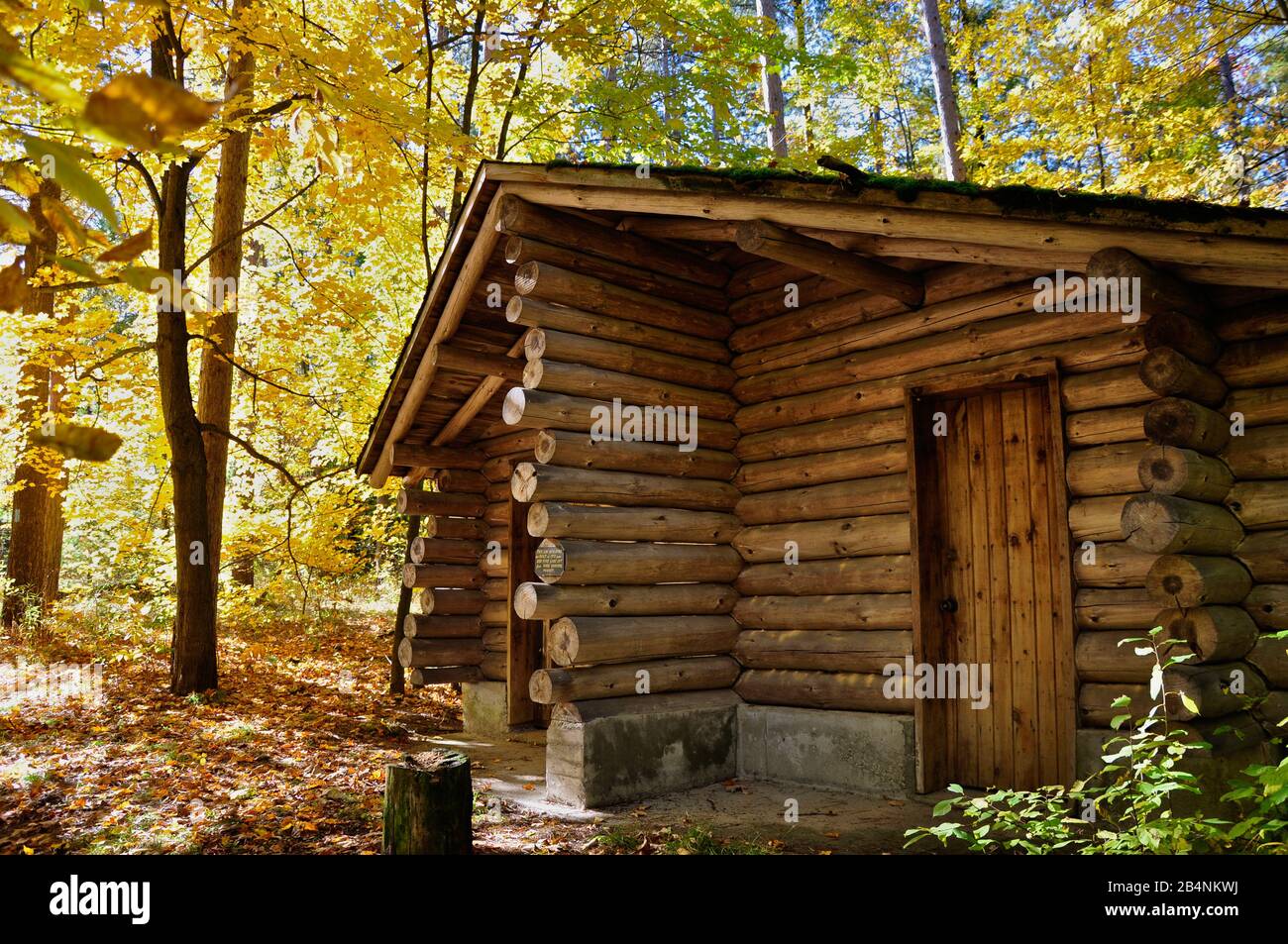 Farm yard building tradition hi-res stock photography and images - Alamy