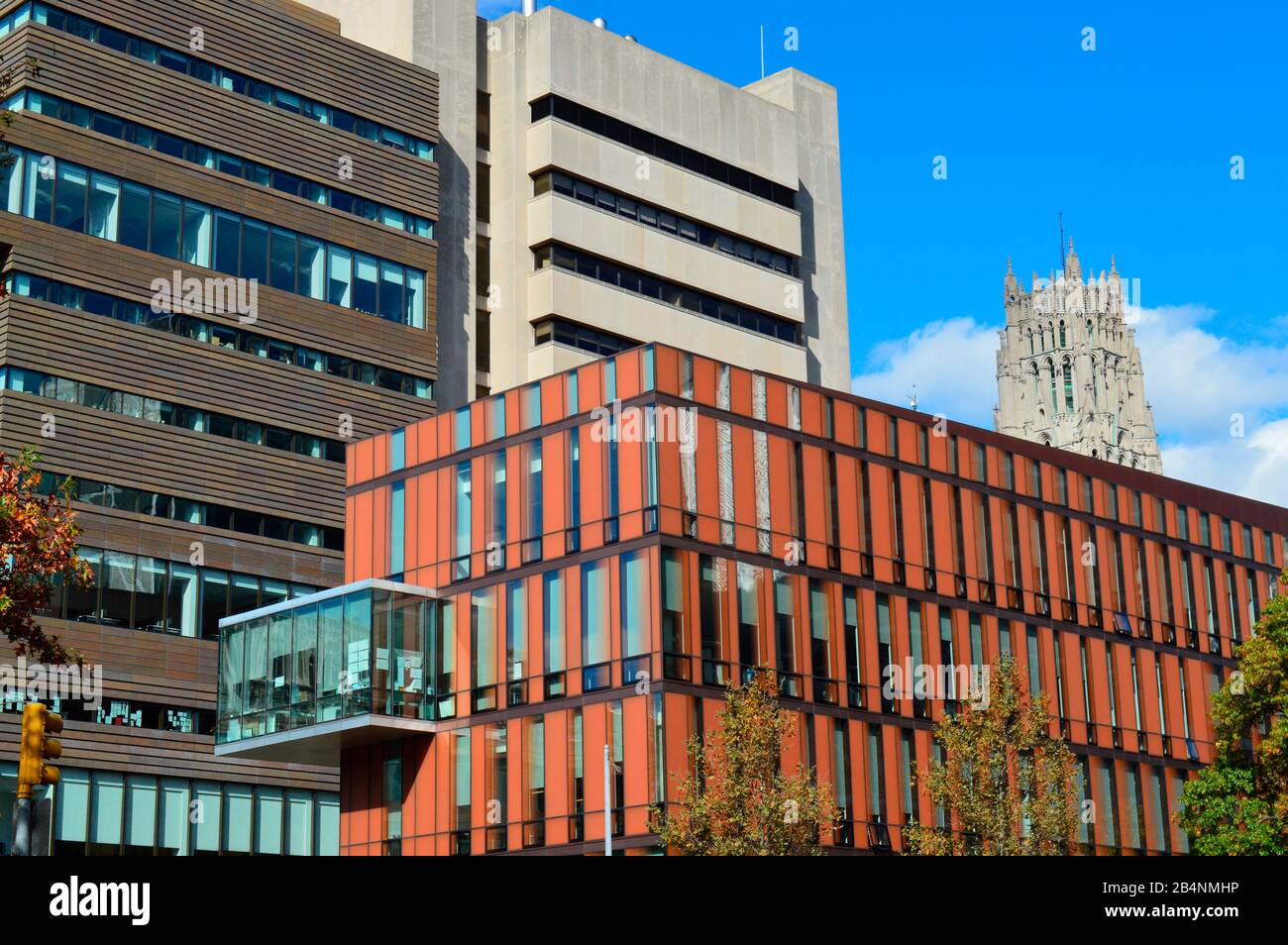 Modern university buildings hi-res stock photography and images - Alamy