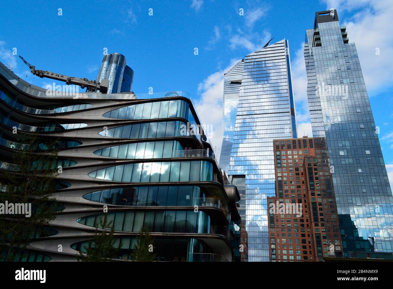 Neo futuristic architecture hi-res stock photography and images - Alamy
