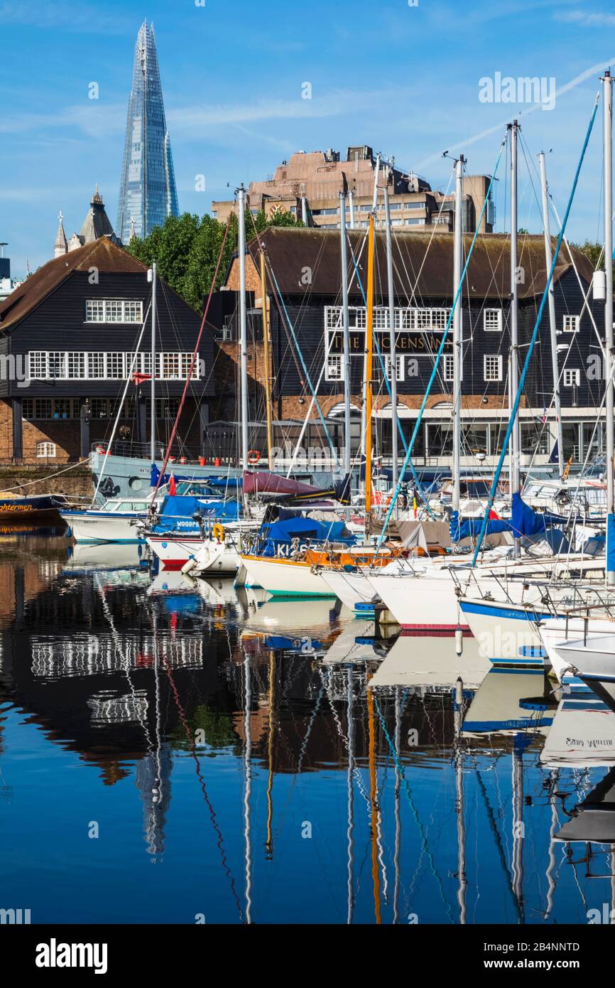 St katherine s docks hi-res stock photography and images - Alamy