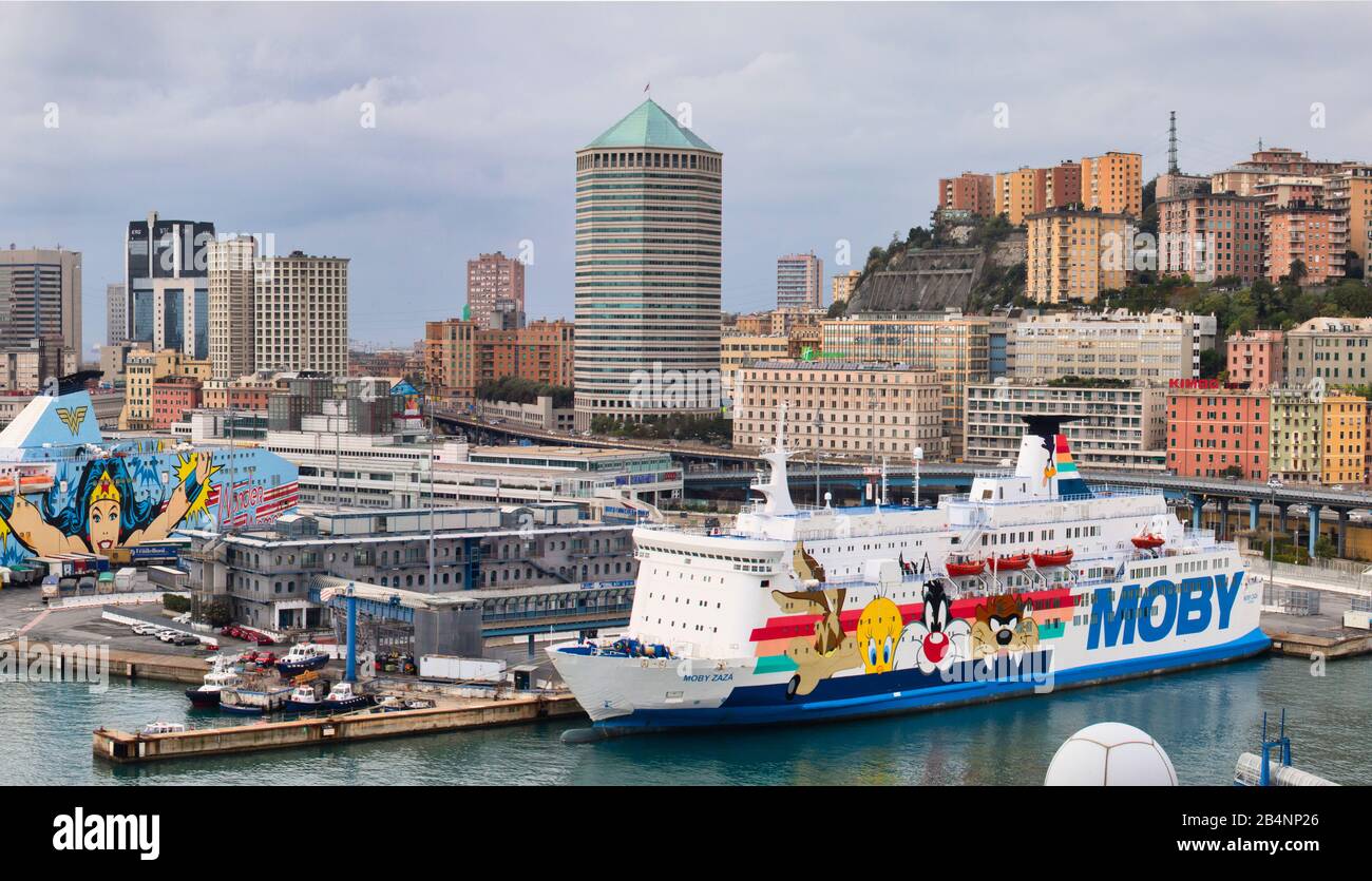 Genova harbour hi-res stock photography and images - Alamy
