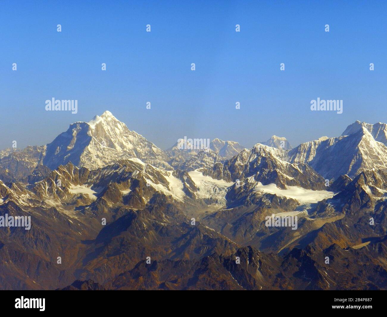 Snow capped peaks ,Himalayas, Nepal, India Stock Photo - Alamy