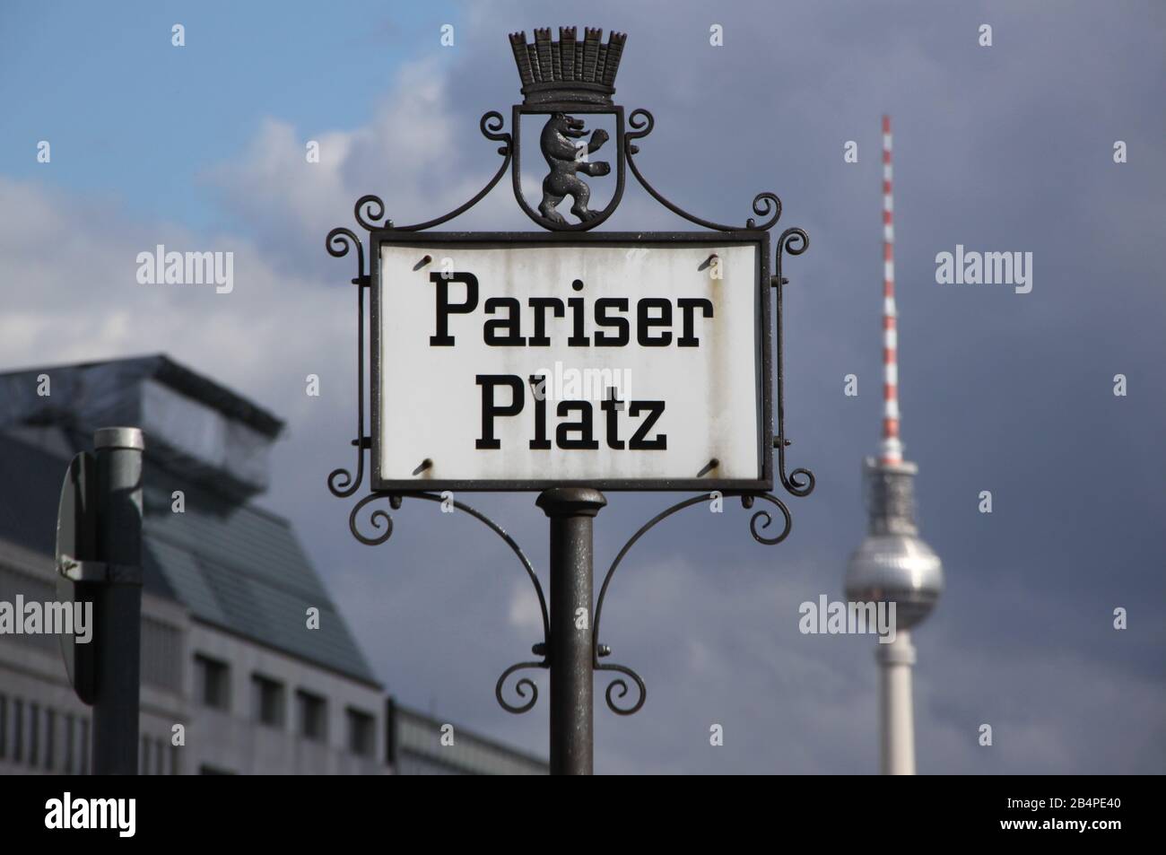 Pariser Platz street sign in Berlin, Germany Stock Photo - Alamy