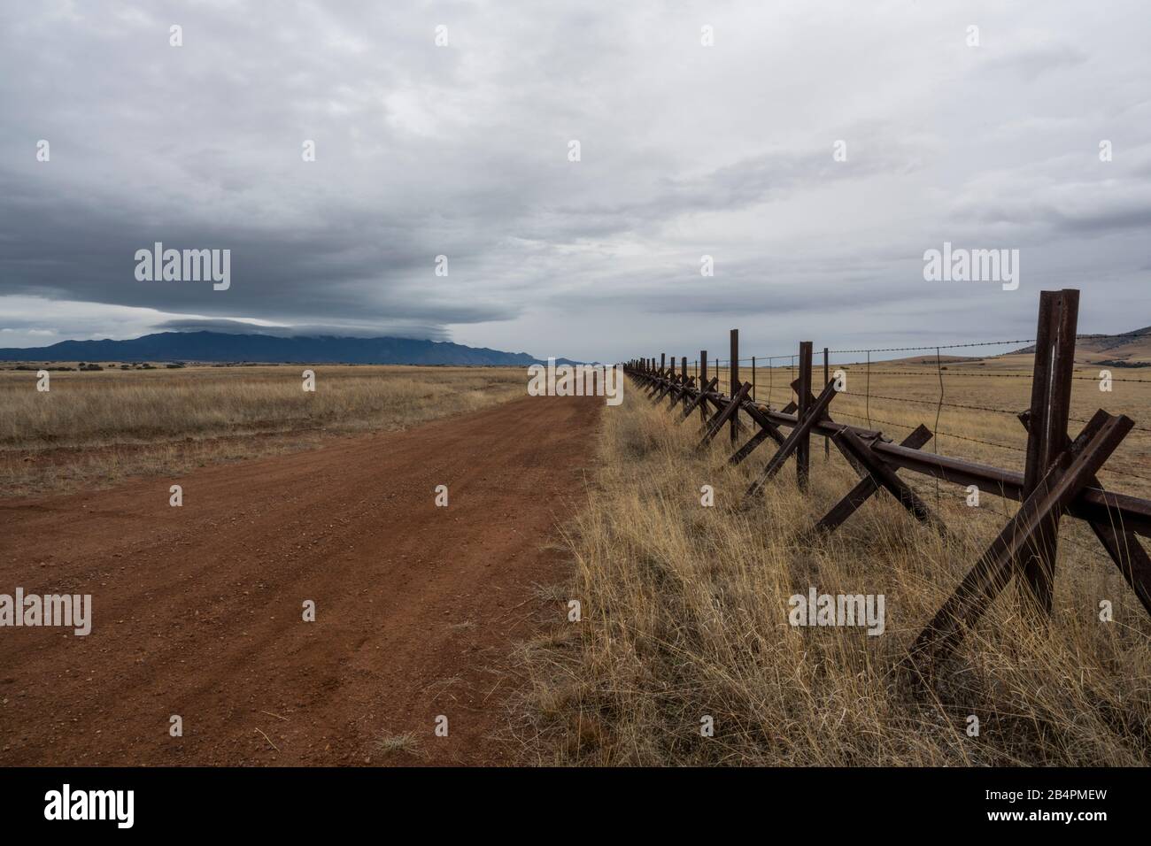 Us mexico border fence hi-res stock photography and images - Alamy
