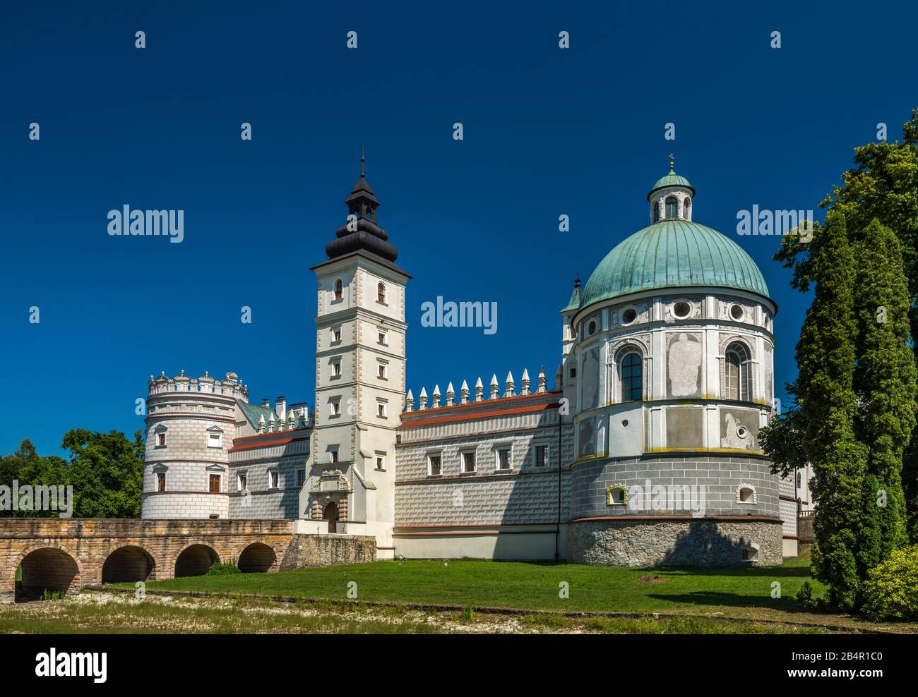 Polish renaissance architecture hi-res stock photography and images - Alamy