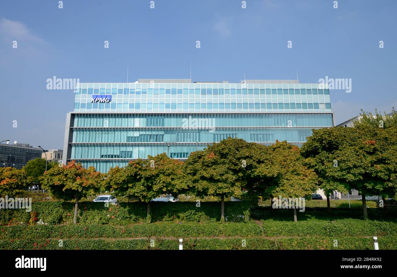 Klingelhoferstrasse hi-res stock photography and images - Alamy