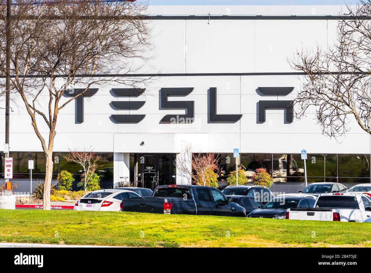 Tesla motors headquarters hi-res stock photography and images - Alamy