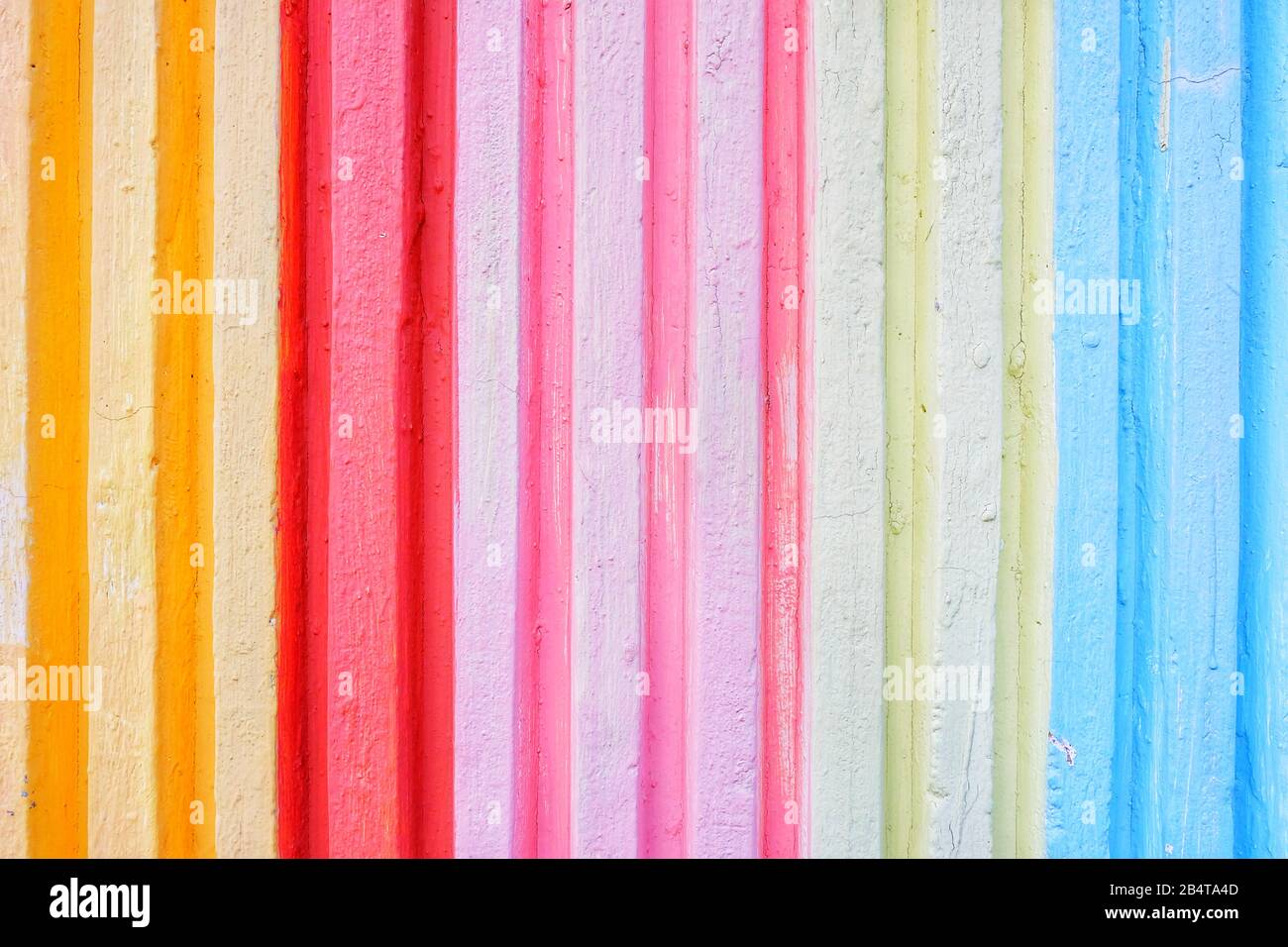 Vertical pattern hi-res stock photography and images - Alamy