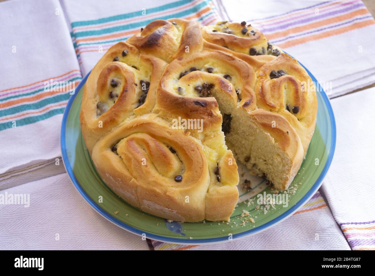 homemade sponge cake with chocolate chips Stock Photo - Alamy
