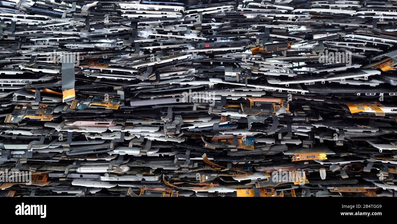 Old phones stack hi-res stock photography and images - Alamy