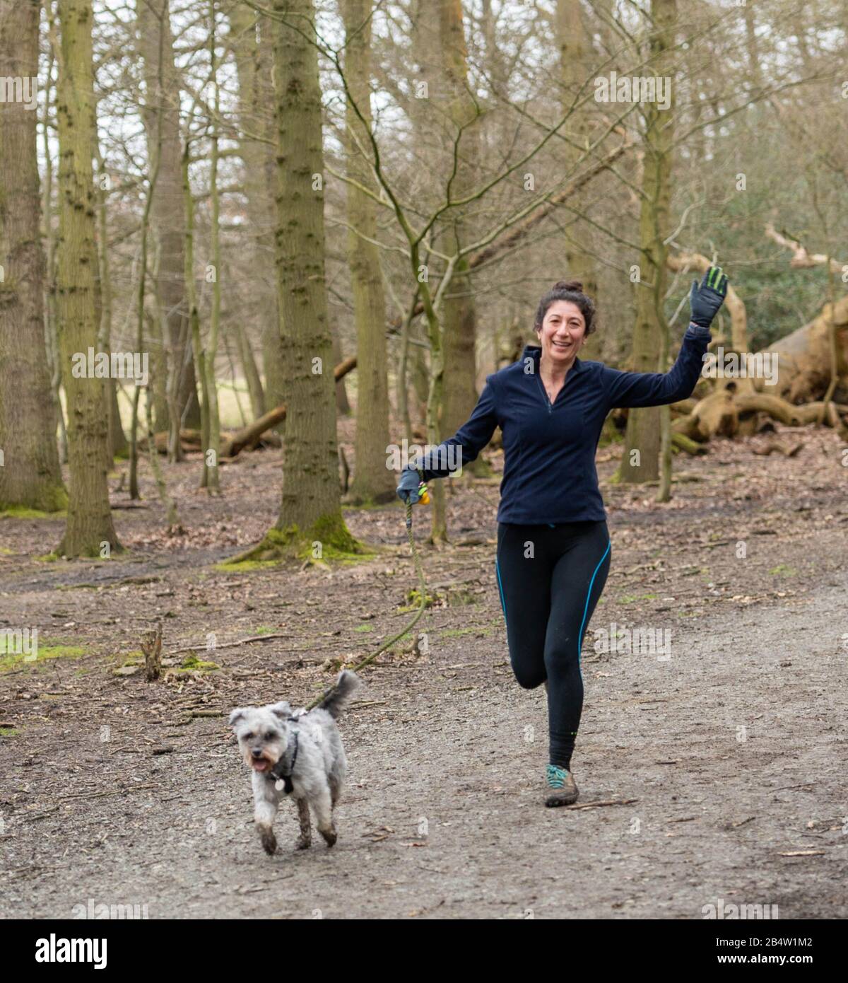 Woman runer hi-res stock photography and images - Alamy