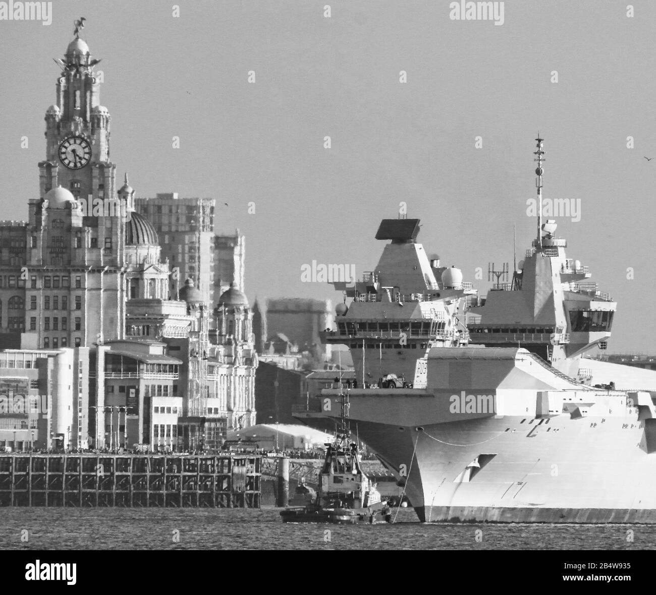 Hms prince of wales ro9 aircraft carrier Black and White Stock Photos ...