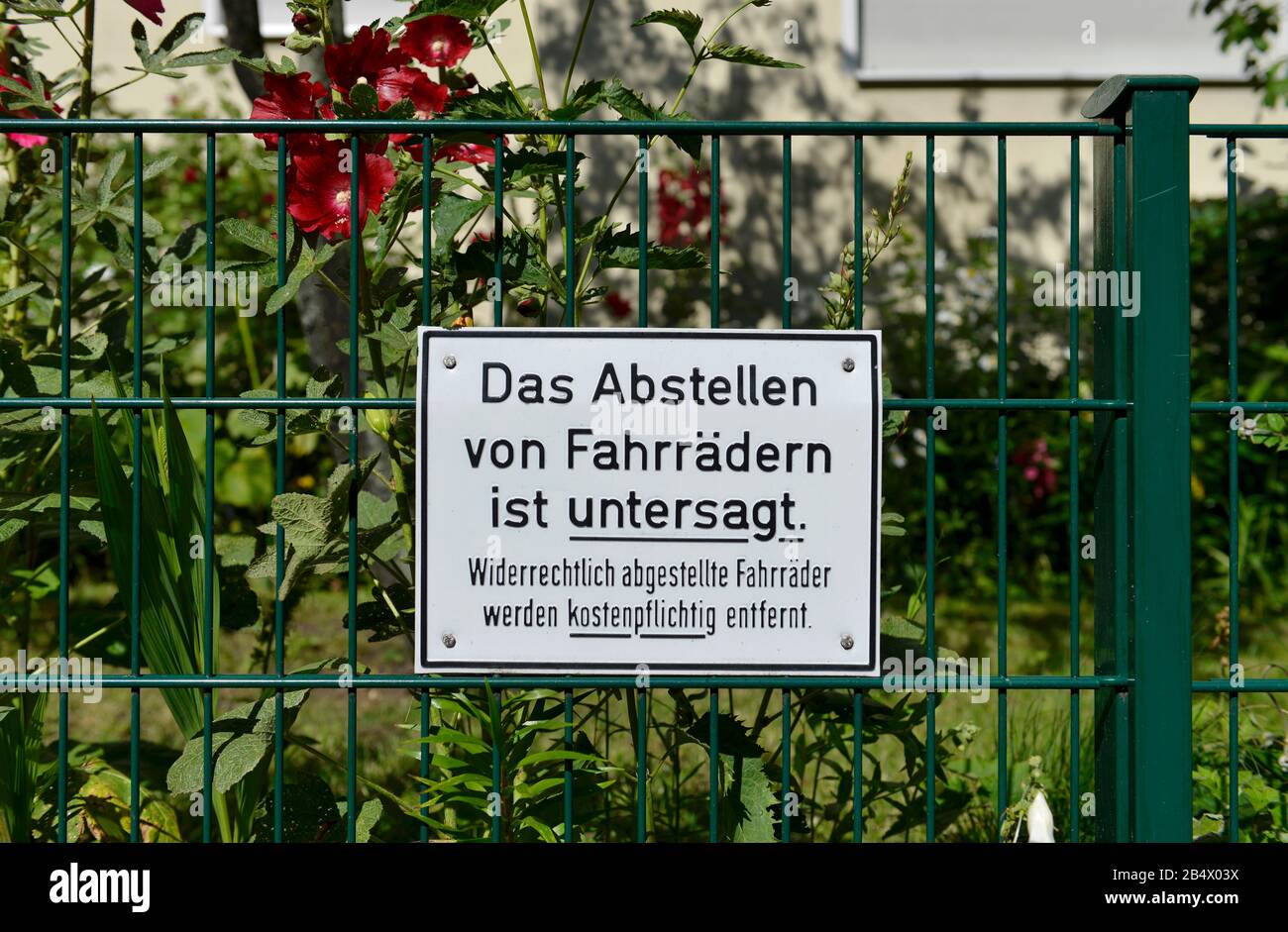 Verbots schild hi-res stock photography and images - Alamy