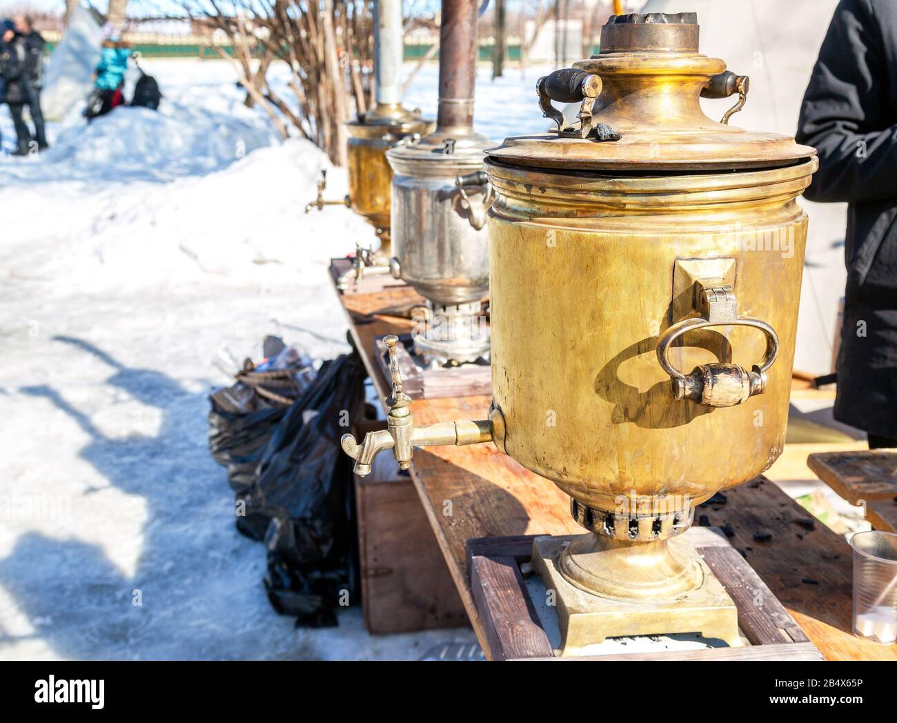 Old Russian traditional samovars for tea ceremony Stock Photo - Alamy