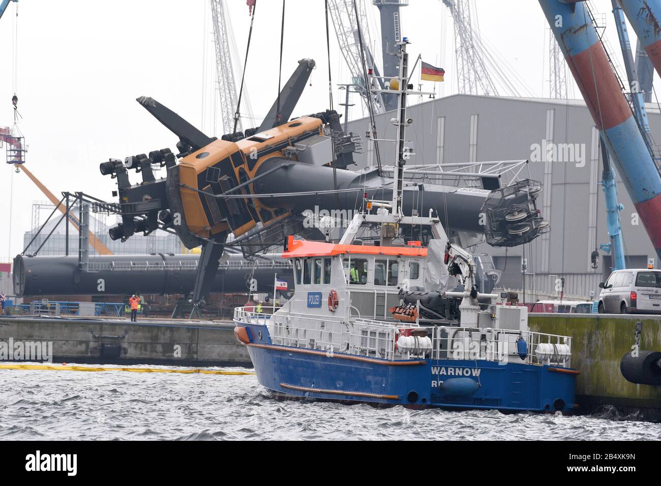 Liebherr floating crane hi-res stock photography and images - Alamy