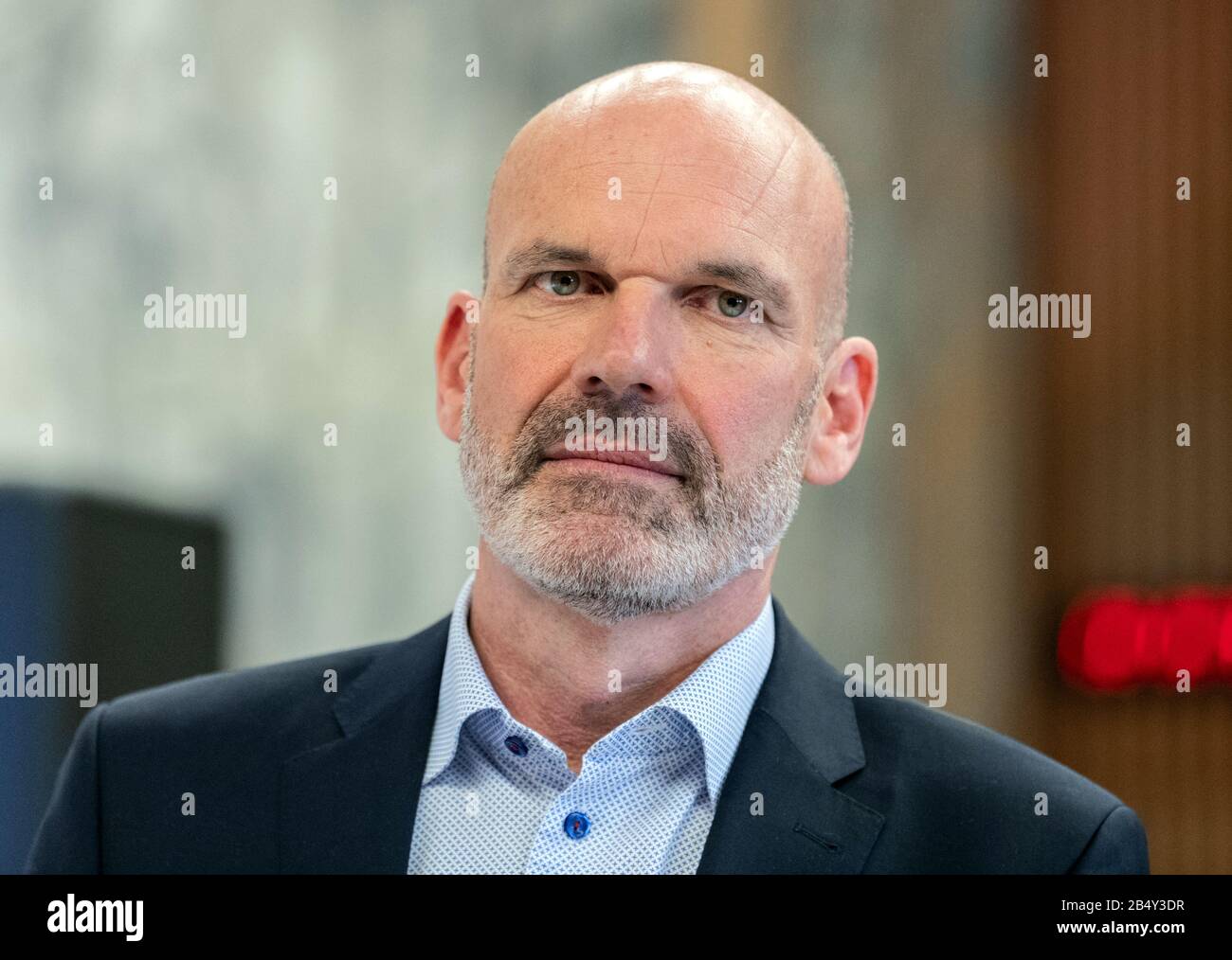 Adrian jones hi-res stock photography and images - Alamy