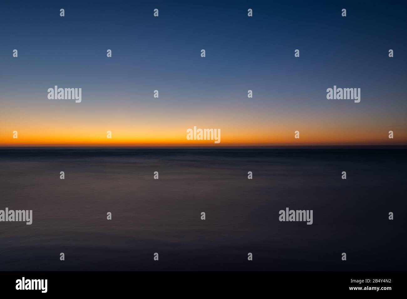 Where is the real horizon Stock Photo - Alamy