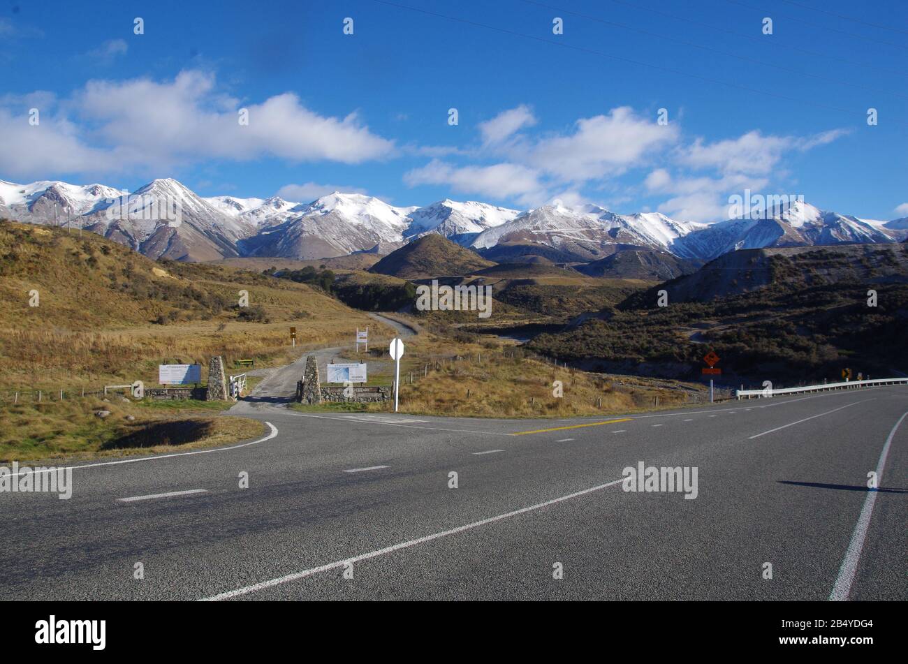 State Highway 73 alternative Te Araroa Trail route. South Island. New Zealand Stock Photo - Alamy