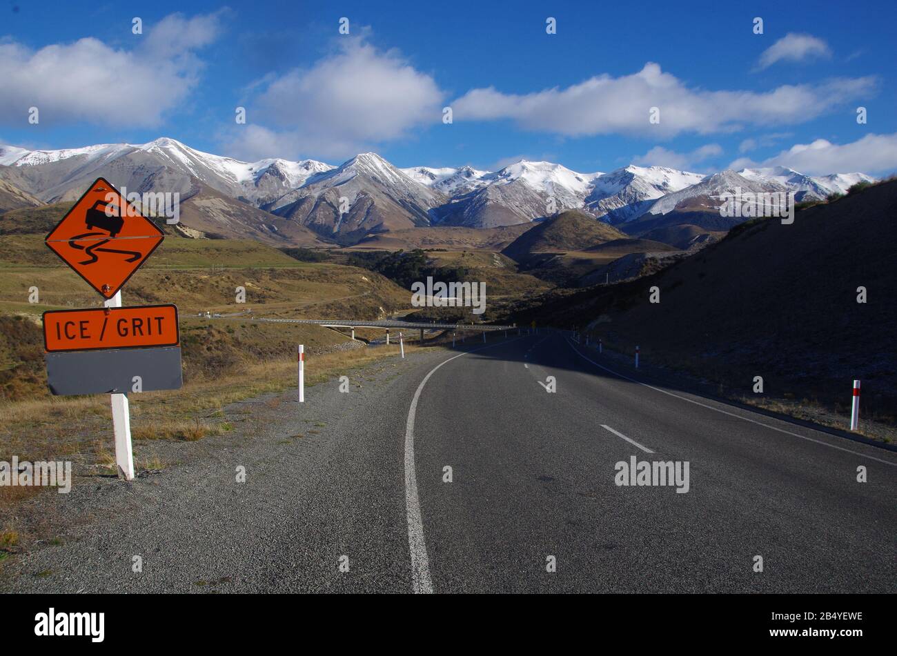 State Highway 73 alternative Te Araroa Trail route. South Island. New ...