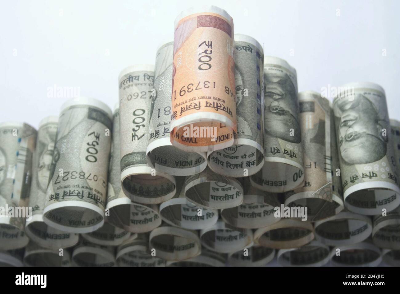 five hundred rupees and two hundred rupees.500.200.indian rupees and ...