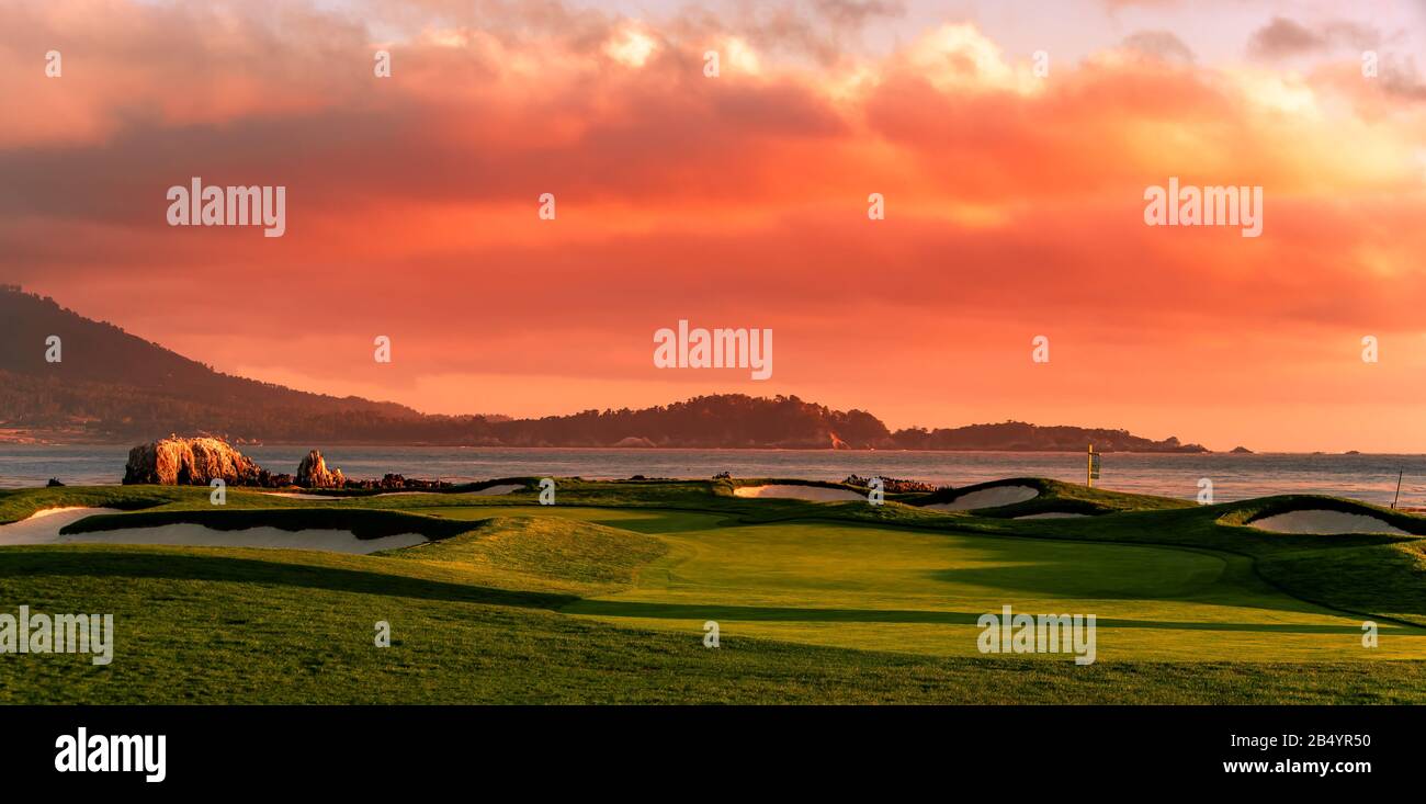 Pebble Beach golf course, Monterey, California, usa Stock Photo - Alamy