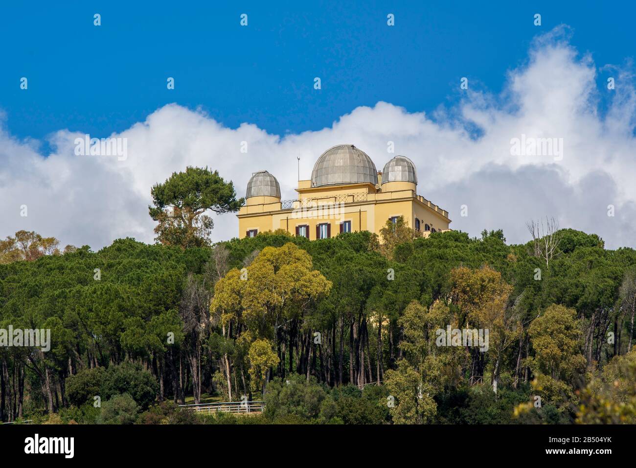 Observatory hi-res stock photography and images - Alamy