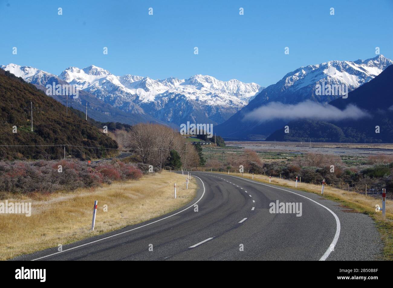 State Highway 73 alternative Te Araroa Trail route. South Island. New ...