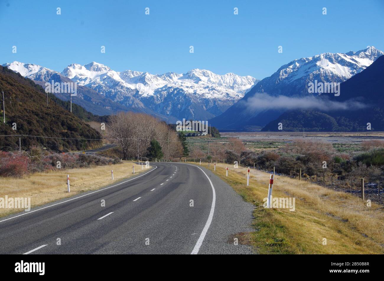 State Highway 73 alternative Te Araroa Trail route. South Island. New ...