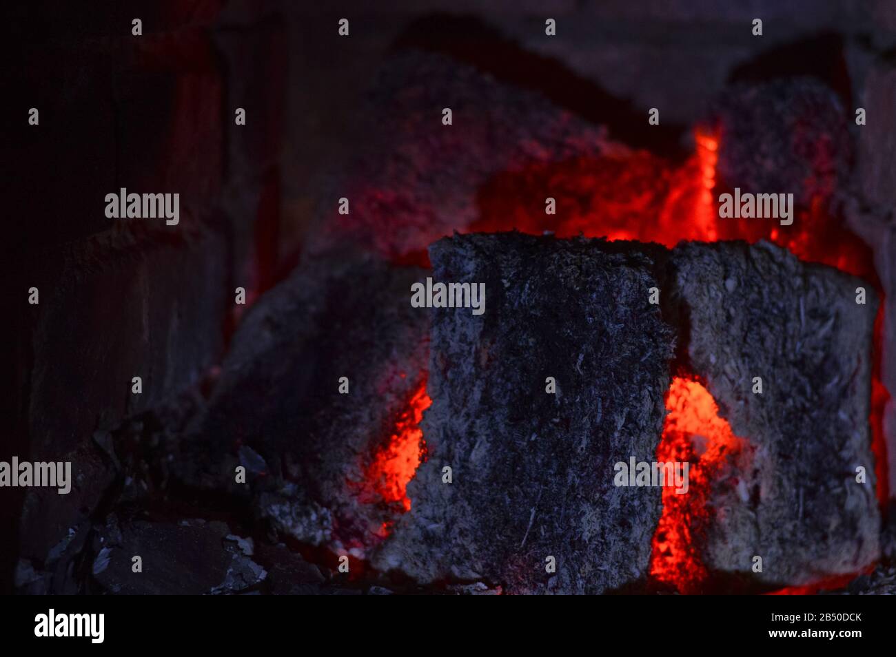 Coal and ash hi-res stock photography and images - Alamy
