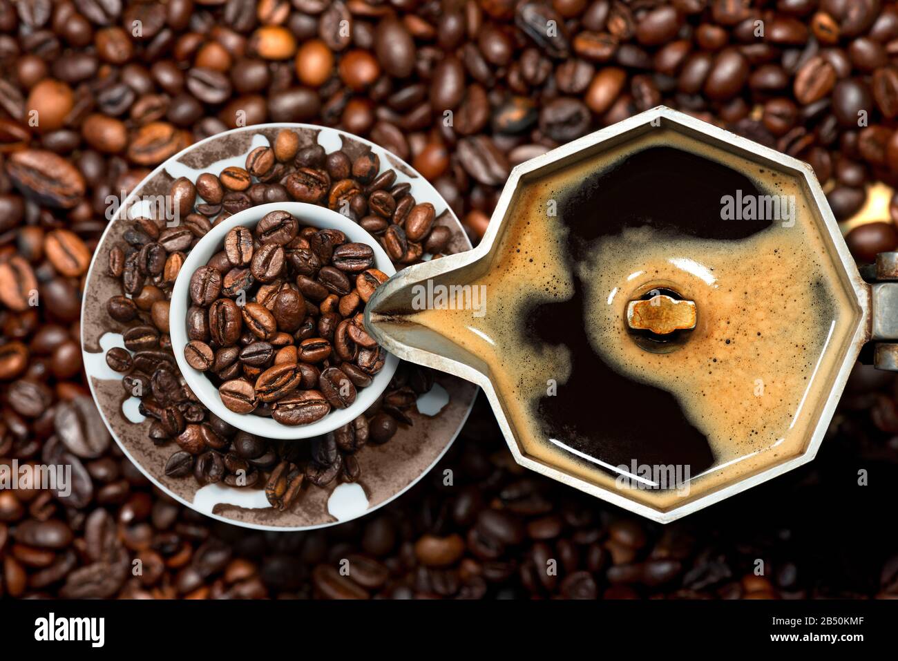 Mocha pot top view dark background hi-res stock photography and images ...