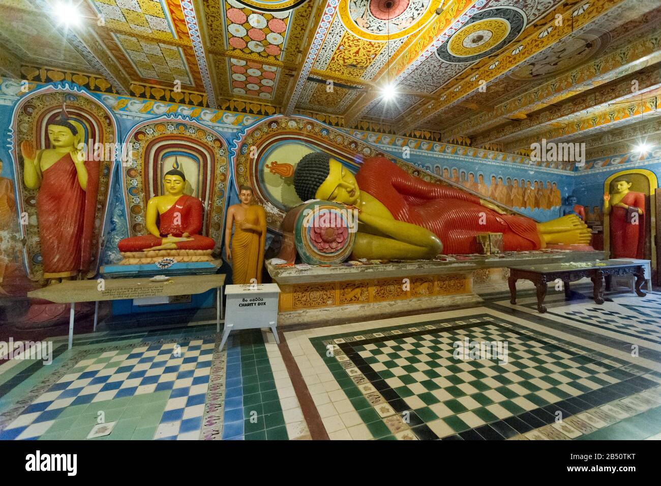 Sri lanka anuradhapura isurumuniya rock hi-res stock photography and ...
