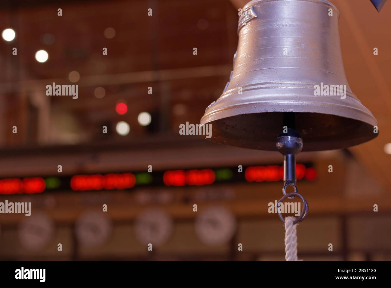 Trading room hi-res stock photography and images - Alamy