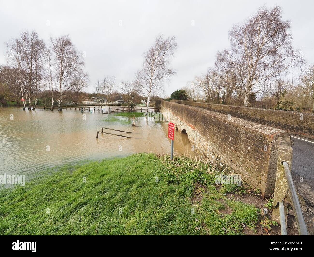 Yalding, Kent, UK. 7th Mar, 2020. Flooding in the village of Yalding ...