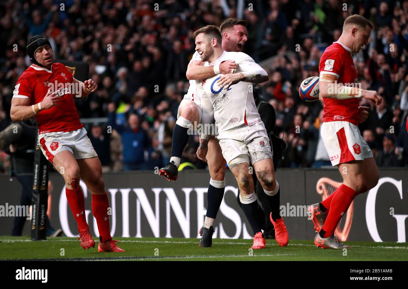 Englands elliot daly celebrates scoring hi-res stock photography and ...