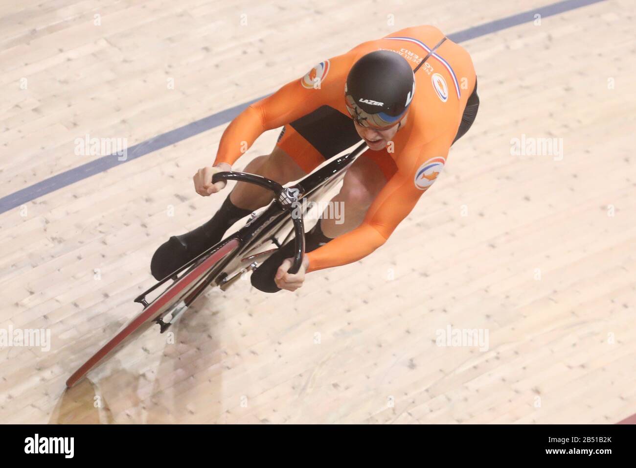 Harrie Lavreysen of Nederlandt Men's Sprint - Qualifying during the ...