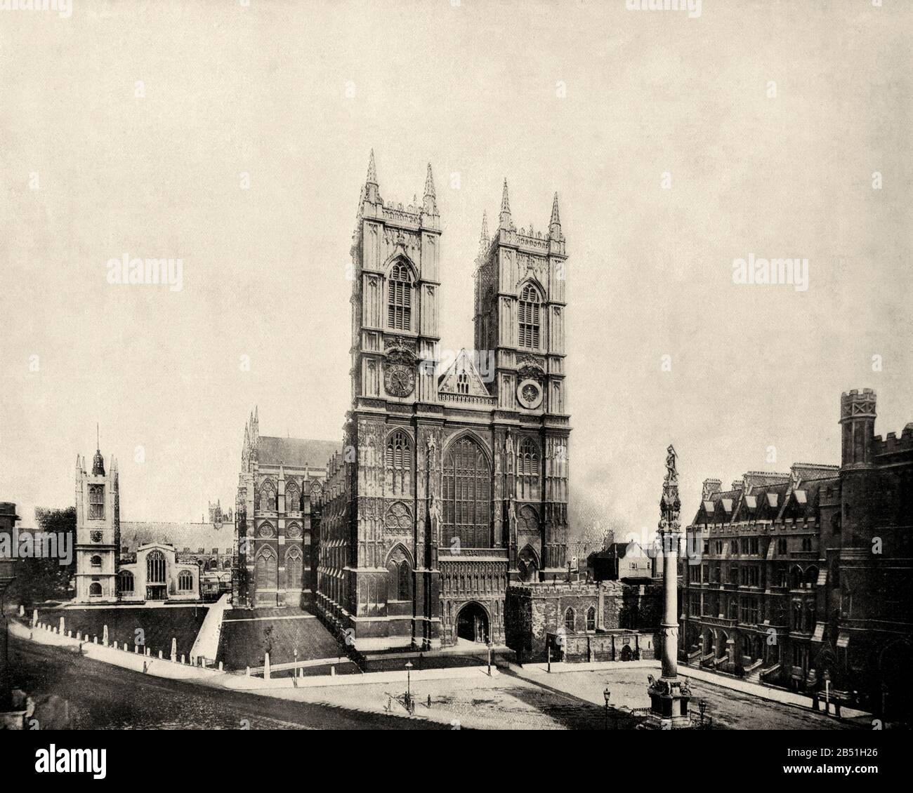 Abbey 1800s hi-res stock photography and images - Alamy