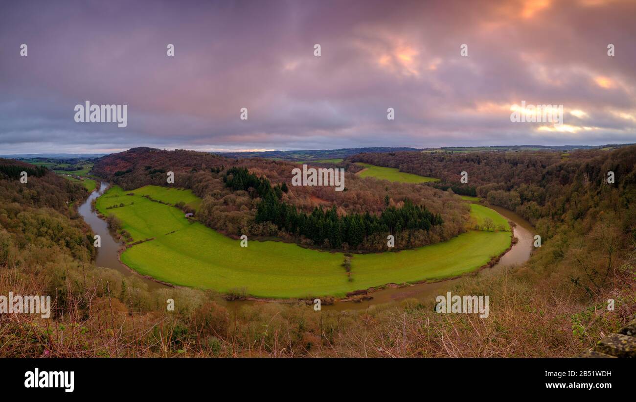 River wye symonds yat sunrise hi-res stock photography and images - Alamy