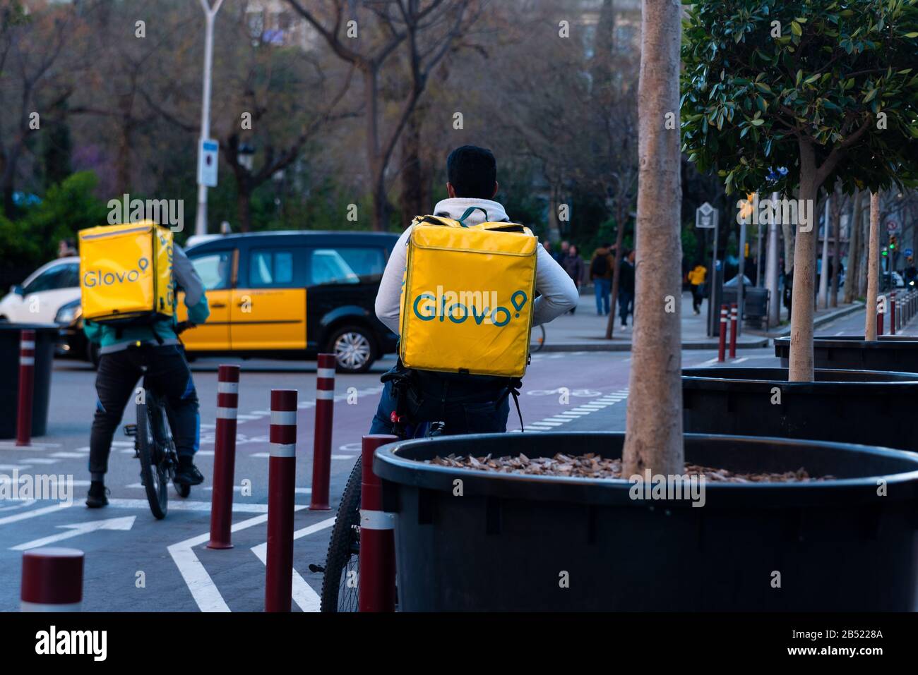 Gig economy bike hi-res stock photography and images - Alamy