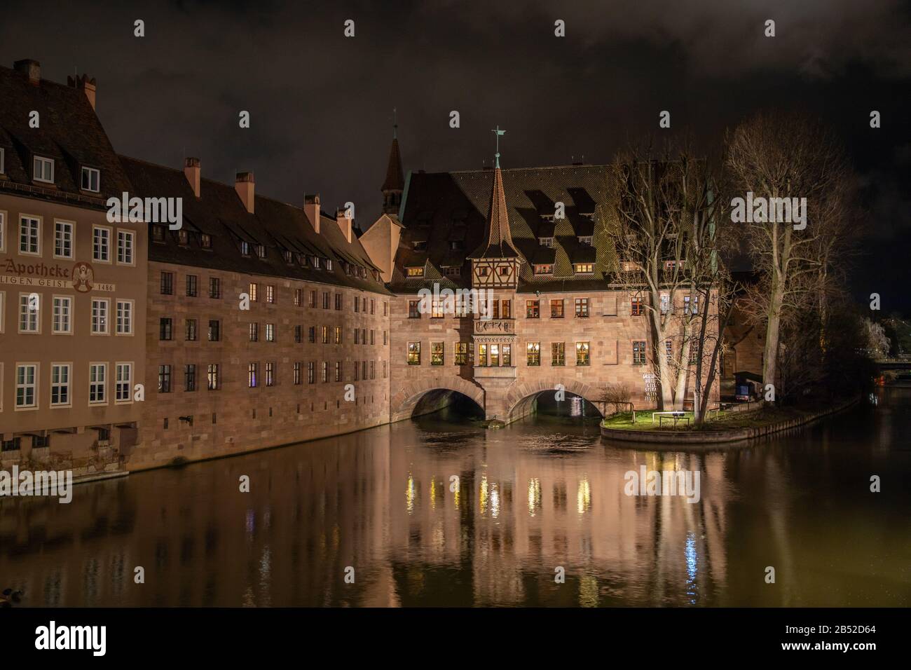 Museum bridge nuremberg hi-res stock photography and images - Alamy
