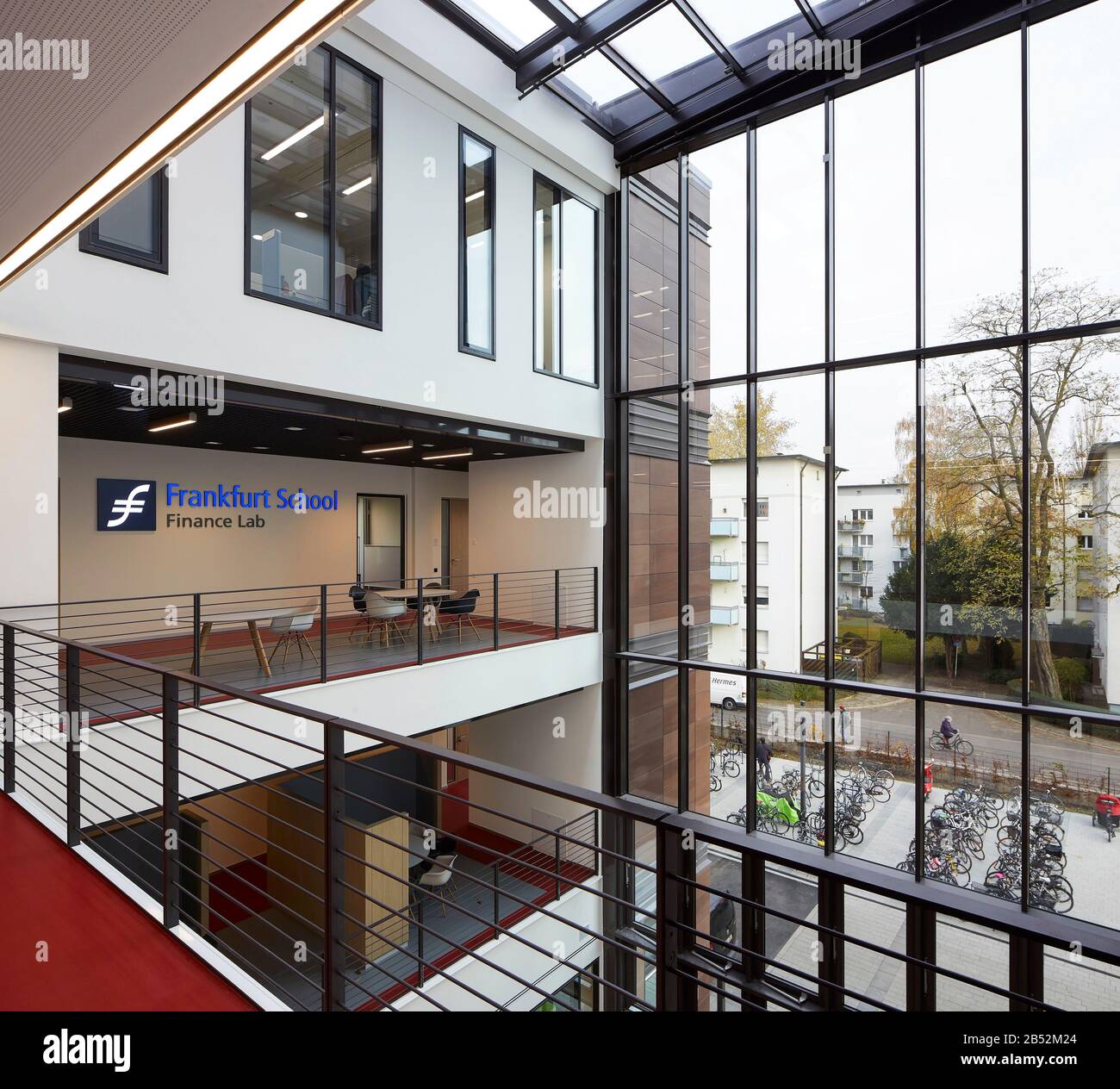 Atrium at back entrance. Frankfurt School of Finance and Management ...