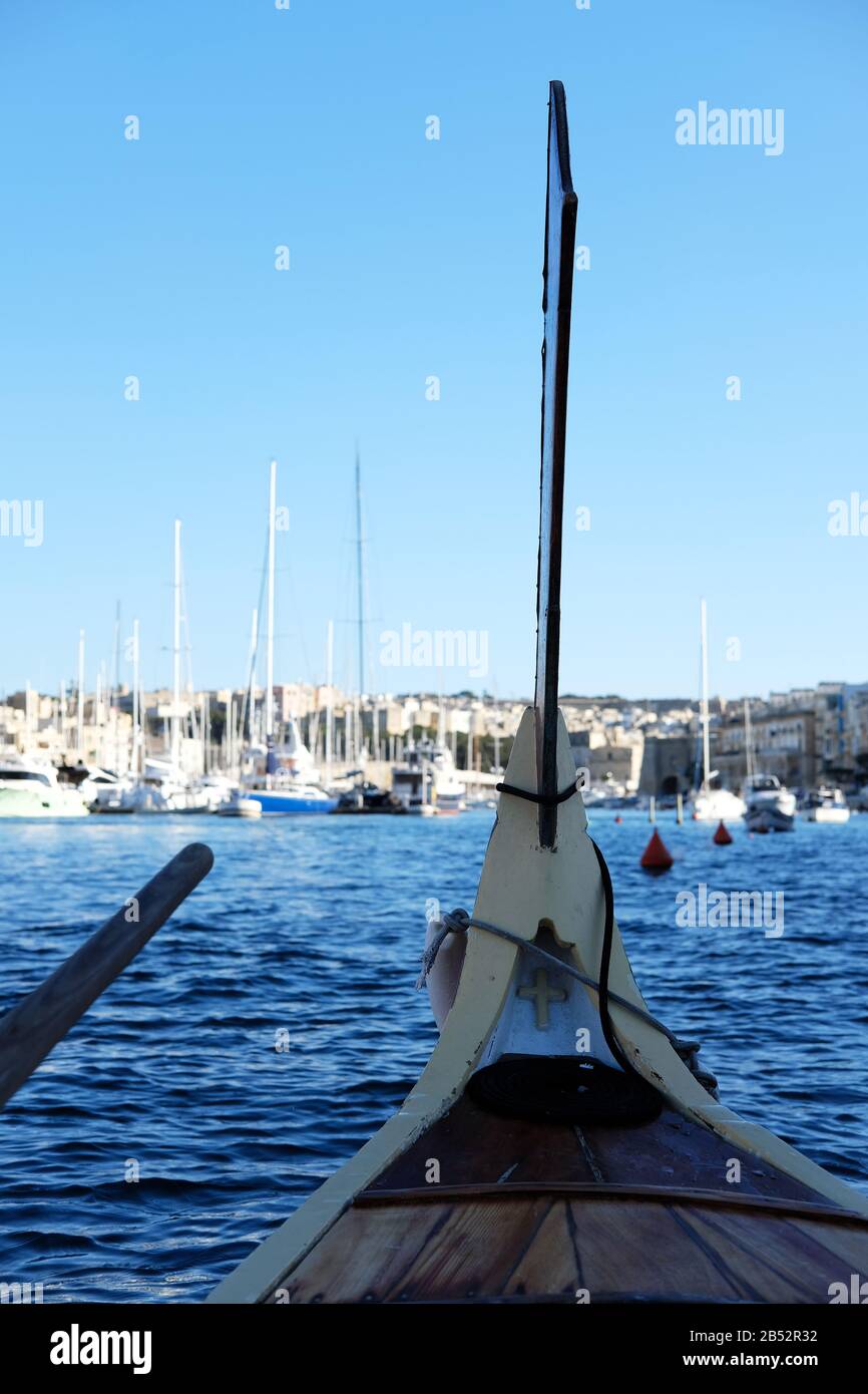 Traditional maltese gondola hi-res stock photography and images - Alamy