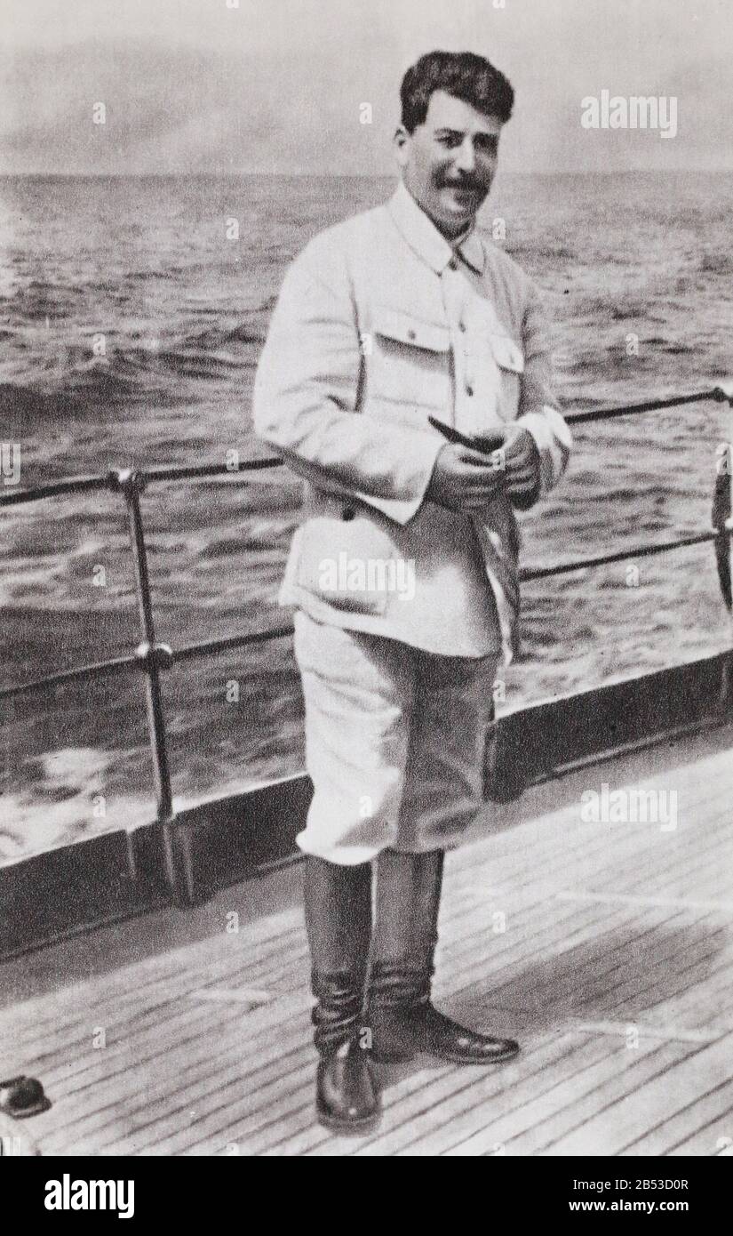 Soviet fleet hi-res stock photography and images - Alamy