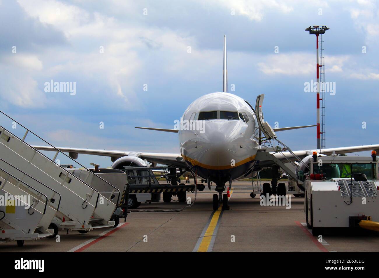 Preparation of the airplane before flight Stock Photo - Alamy