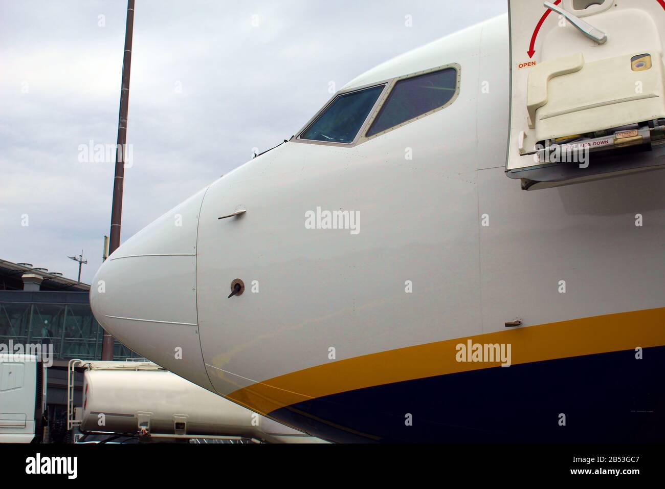 The head of the airplane Stock Photo - Alamy