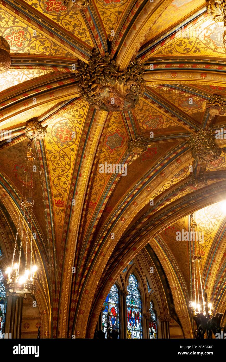 Westminster palace interior hi-res stock photography and images - Alamy